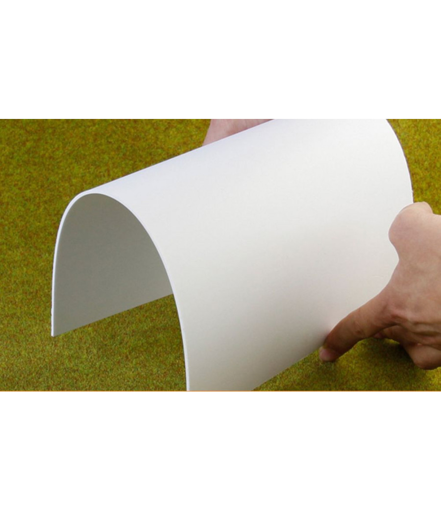 Lengvas baltas plastikas 10 mm